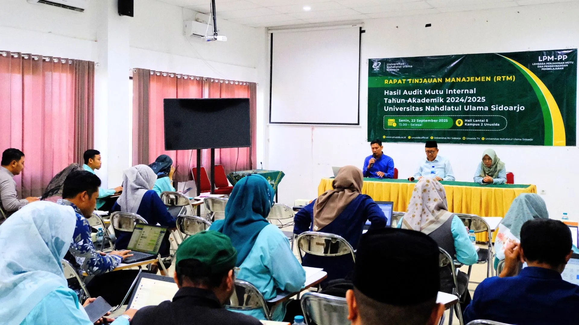 LPM-PP UNUSIDA Gelar Rapat Tinjauan Manajemen Tahun 2024/2025, Bahas Hasil Audit Mutu Internal ...